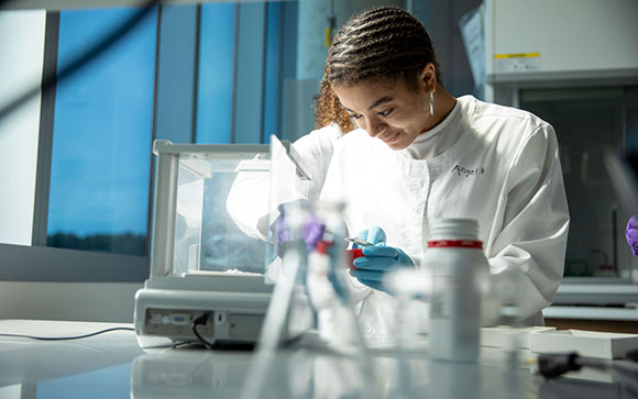 BSU's Department of Natural Sciences Awarded NIH STEM Contract | Bowie State